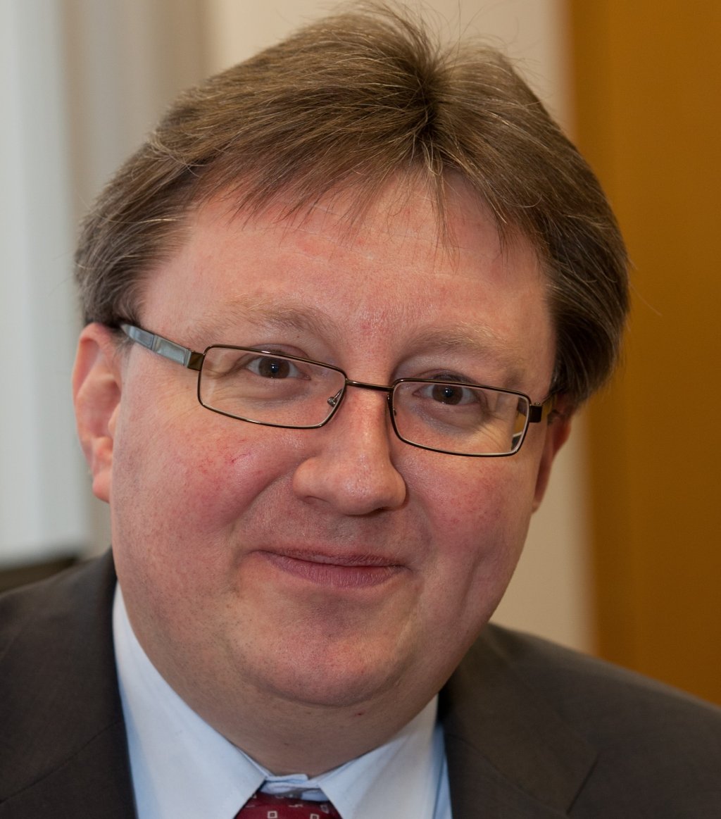 EK/servicegroup kooperiert mit InterES | das spielzeug