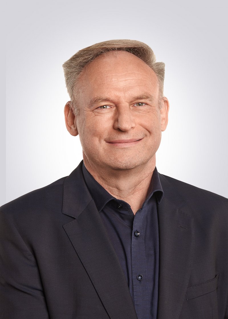 Geldspende an Berliner Tafel | das spielzeug