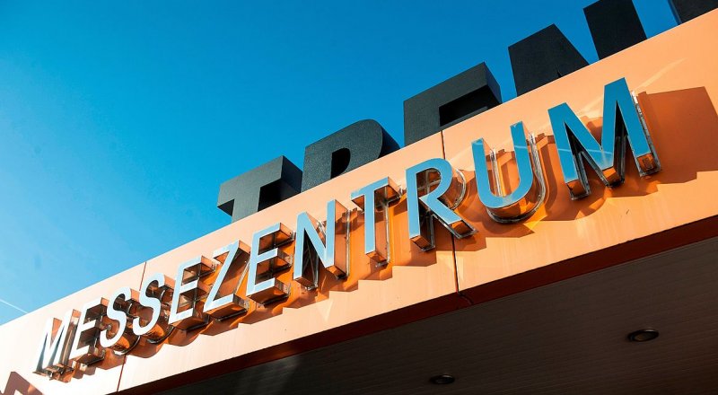 EK/servicegroup mit erstem Baby-Ordertag | das spielzeug